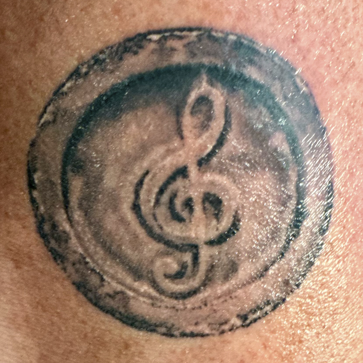 A first for me: My 'Nashville Music Note' photograph made into a tattoo ...